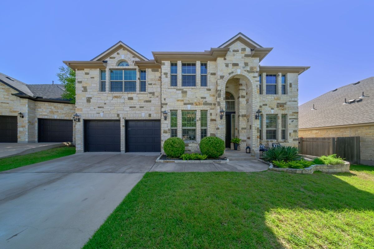 8204 Via Verde Drive