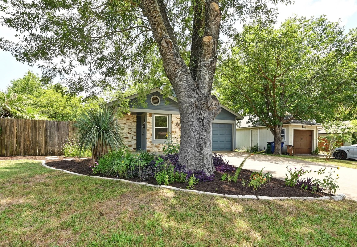2703 Holly Springs Court