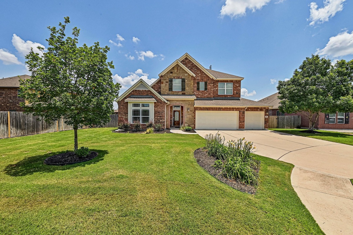 318 Gaspar Bend