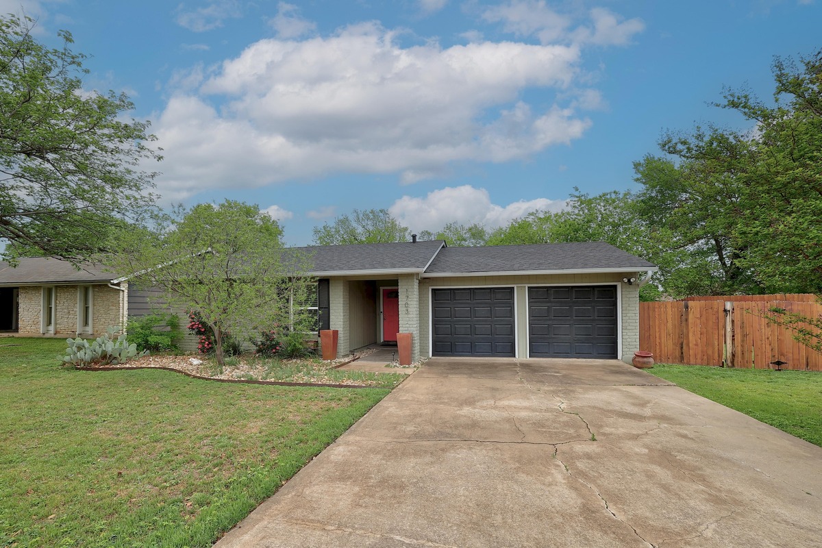 1703 Wagon Gap Drive