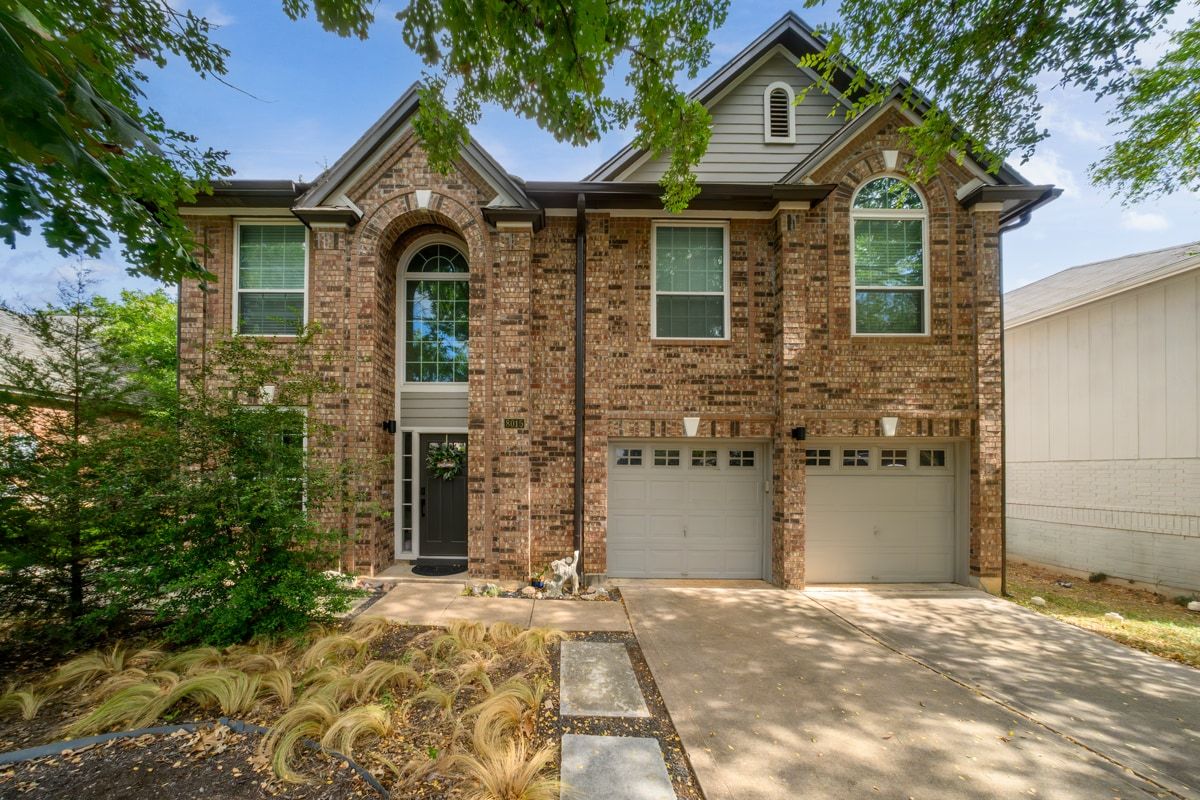 8015 Doe Meadow Drive