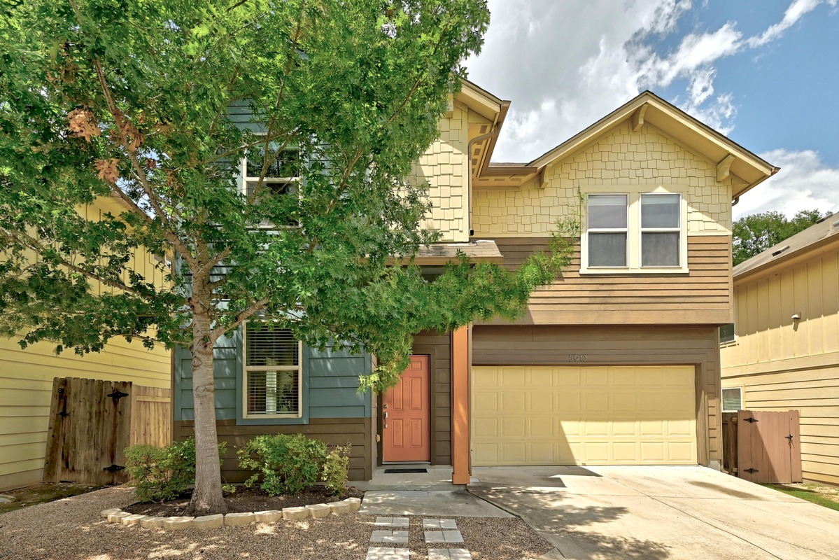 5913 Red Bud Ridge Lane