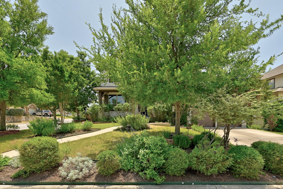 601 Harris Drive