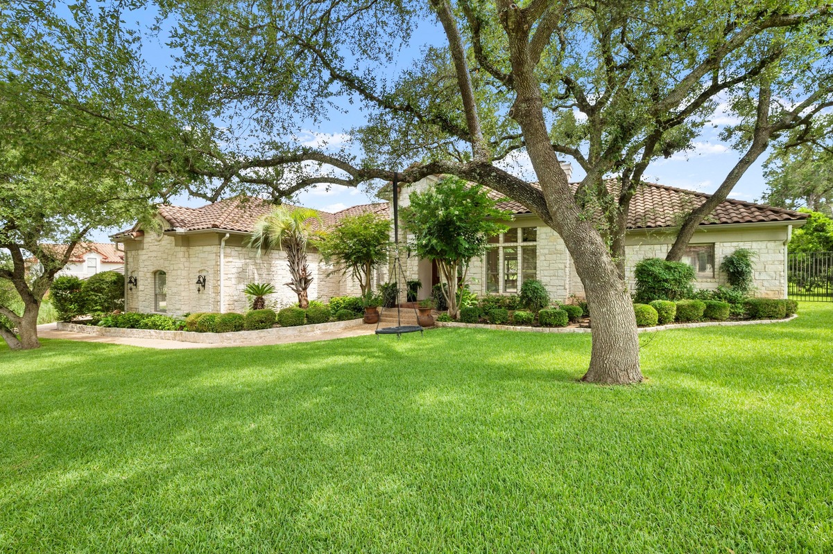 9 Heatherbloom Lane