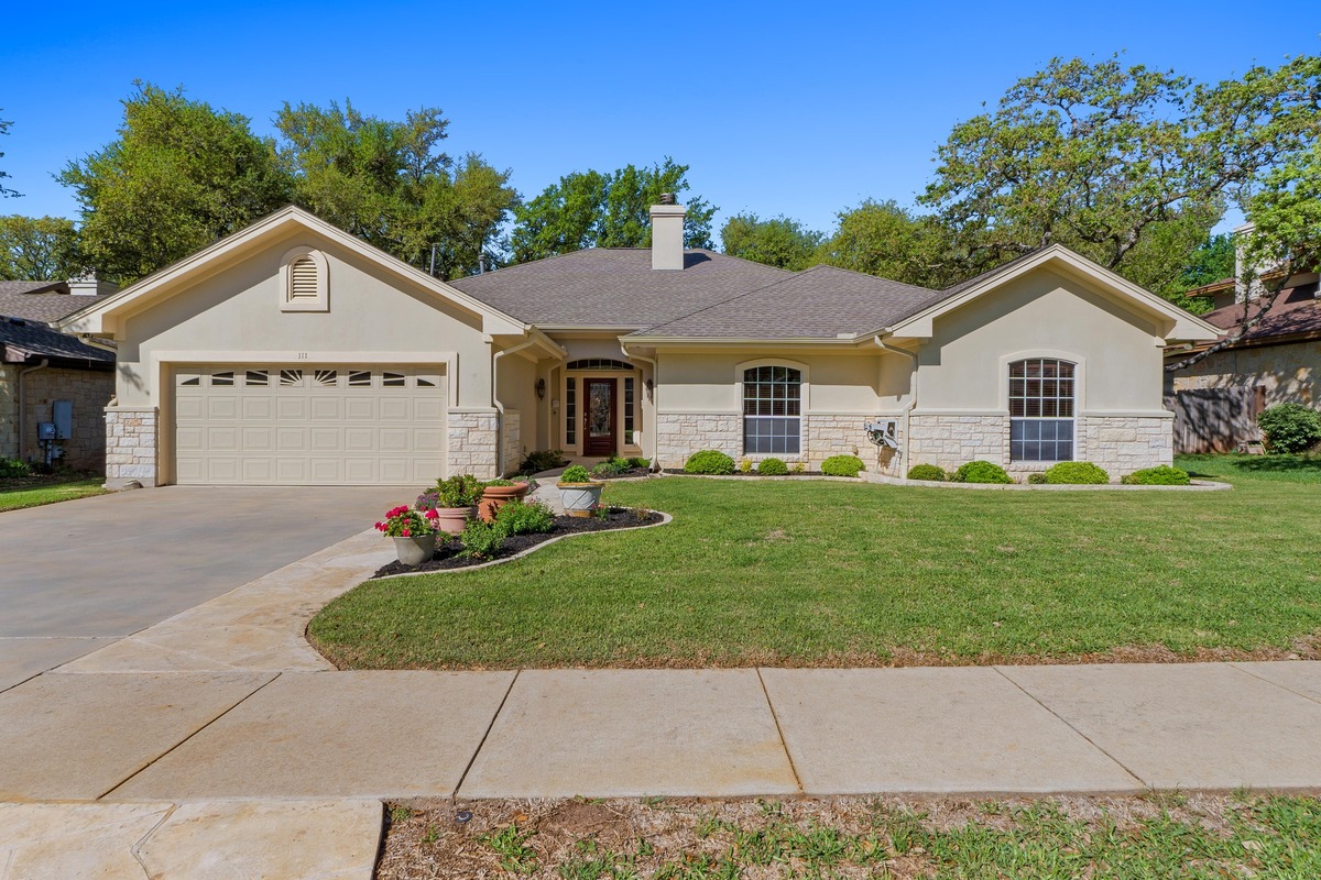 111 Shady Trails Pass