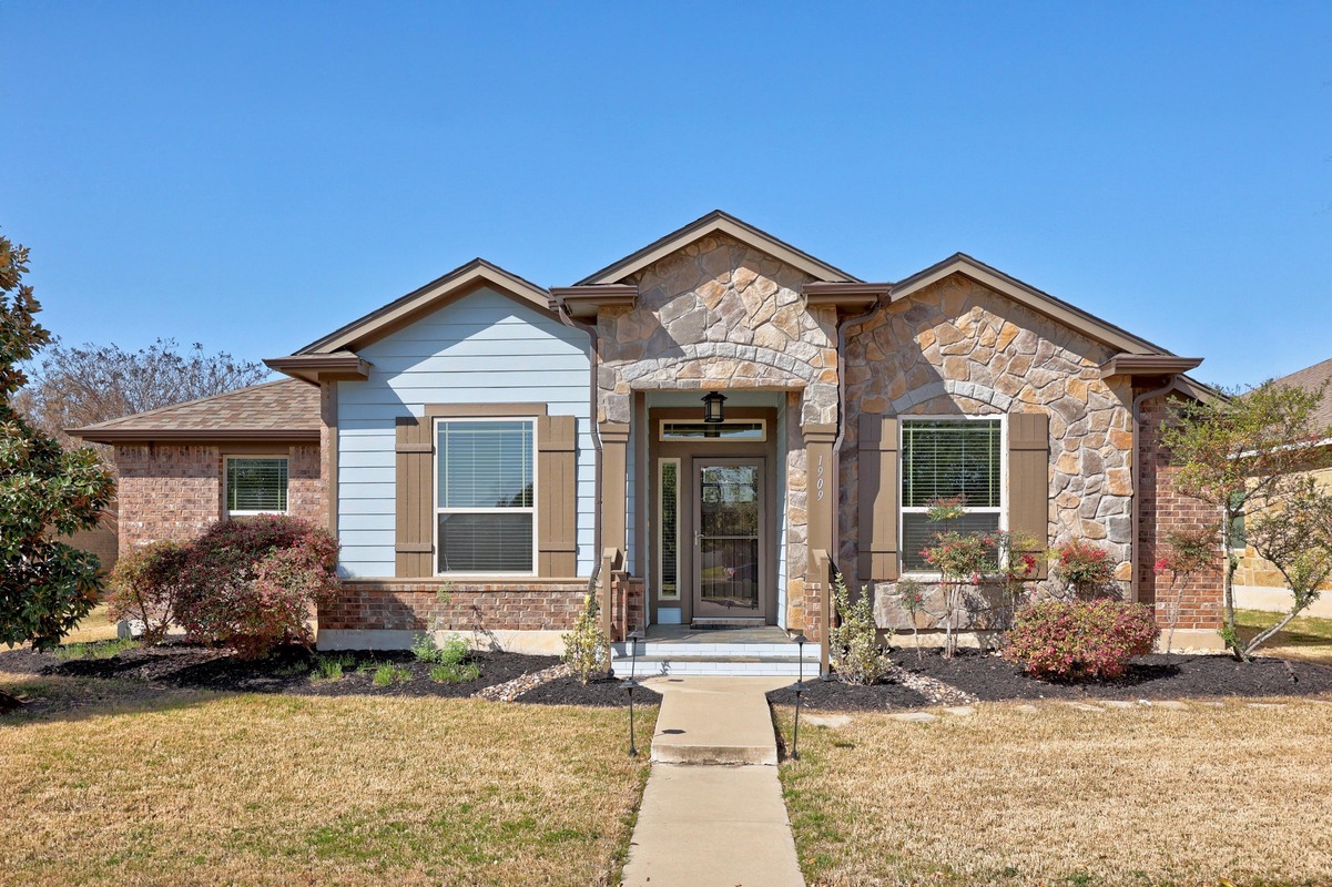 1909 Discovery Boulevard