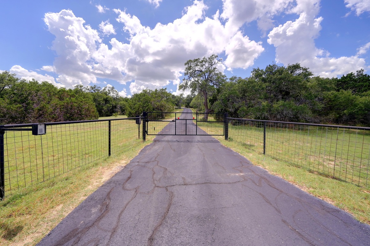 935 Spring Branch Road